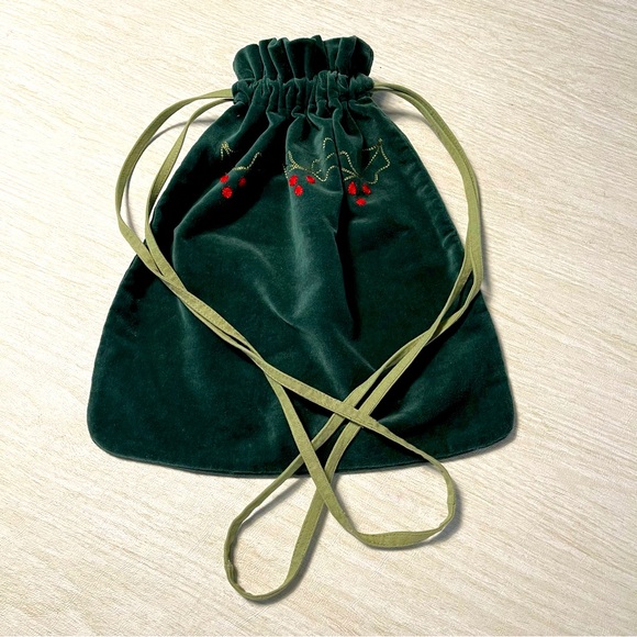 Holiday | Vintage Dark Green Velvet Christmas Pull String Bag | Poshmark